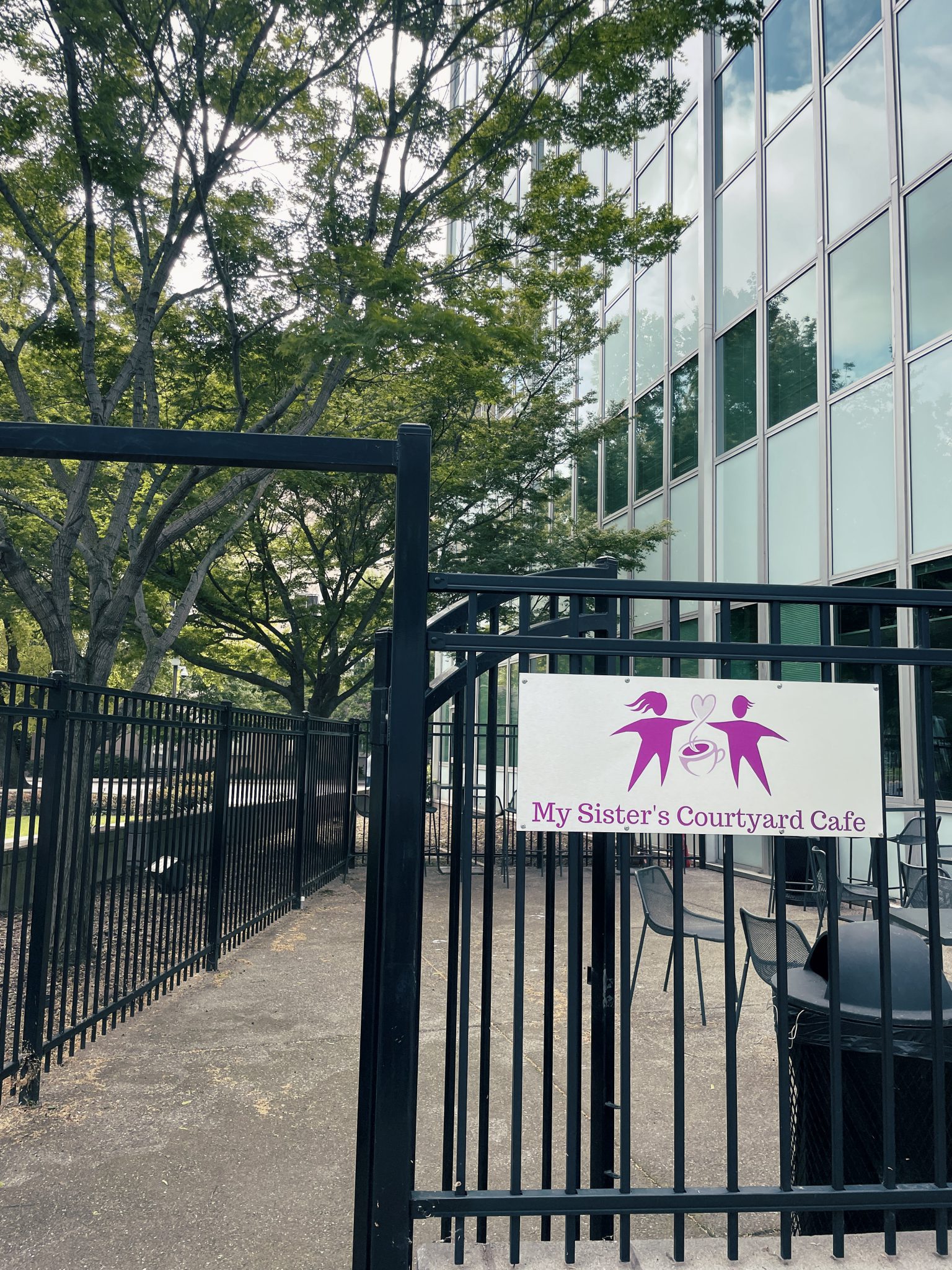 My Sister's Café - My Sister's House